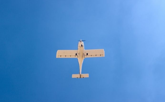 ¿Cuántas horas puede volar una avioneta? - Colectivia Blog